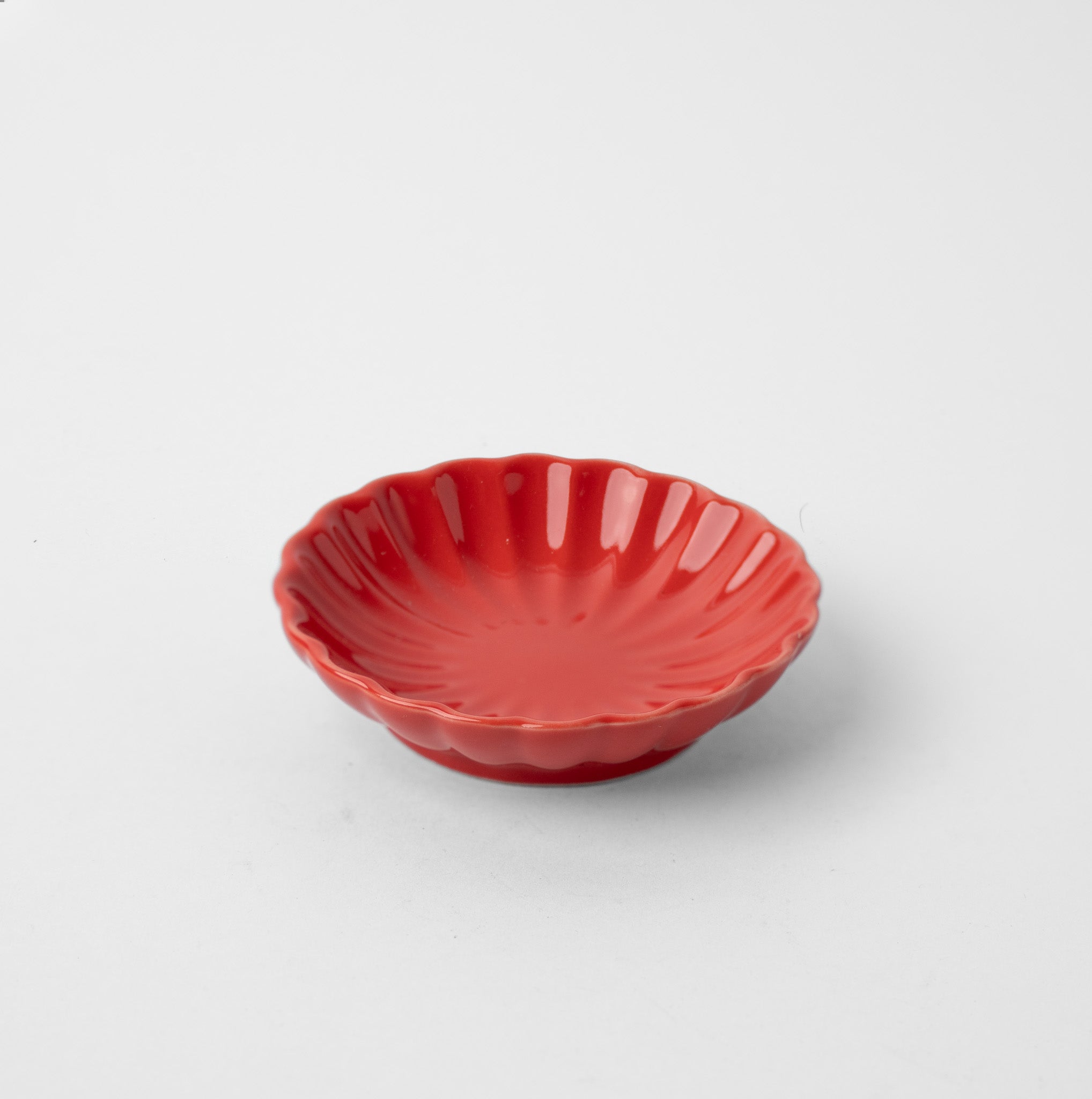 Sauce Dish 7.5cm Chrysanthemum Round Scarlet Glaze |Made in Japan |BEON