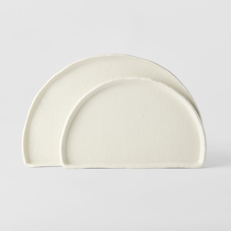 Half Moon Plate 21cm / Ivory White Glaze |Made in Japan |BEON